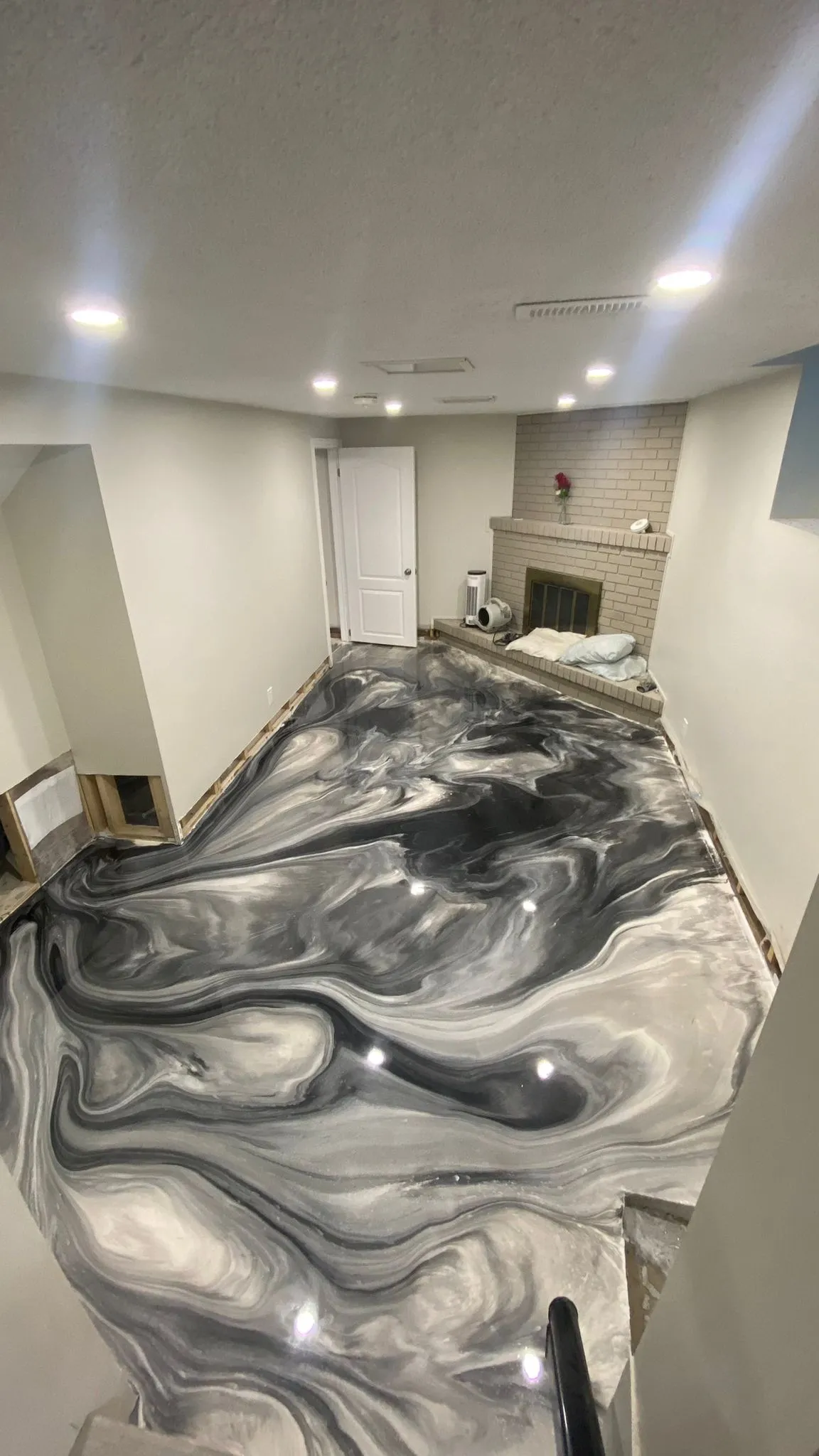 Top Epoxy Flooring Trends in Canada for 2025 - Canada Chemicals and ...